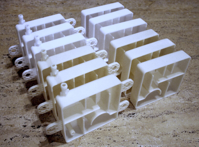 SLS Additive Manufacturing - rpm rapid product manufacturing GmbH